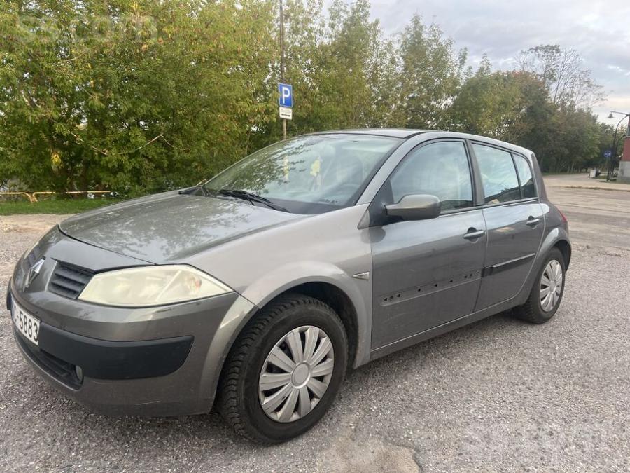 Pelēks Renault Megane 2003 Jelgava, ar dzinēja tilpumu 1.40 L un nobraukumu 138 tūkst. km par 1150 €, foto 8 vietnē AUTOMOTO.COM.LV