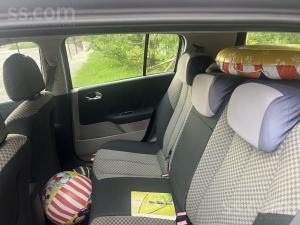 Pelēks Renault Megane 2003 Jelgava, ar dzinēja tilpumu 1.40 L un nobraukumu 138 tūkst. km par 1150 €, foto 14 vietnē AUTOMOTO.COM.LV
