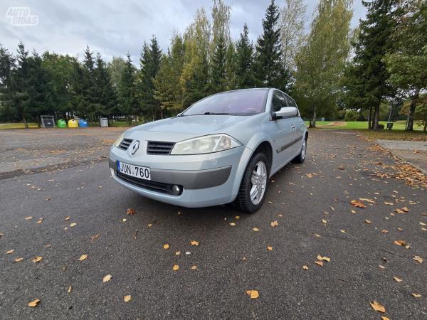 Renault Megane 2003 Jurbarkas vietnē Pelēks Renault Megane 2003 Jurbarkas, ar dzinēja tilpumu 1.40 L un nobraukumu 220 tūkst. km par 870 €, foto 1 vietnē AUTOMOTO.COM.LV