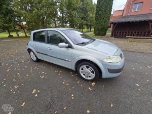 Pelēks Renault Megane 2003 Jurbarkas, ar dzinēja tilpumu 1.40 L un nobraukumu 220 tūkst. km par 870 €, foto 6 vietnē AUTOMOTO.COM.LV