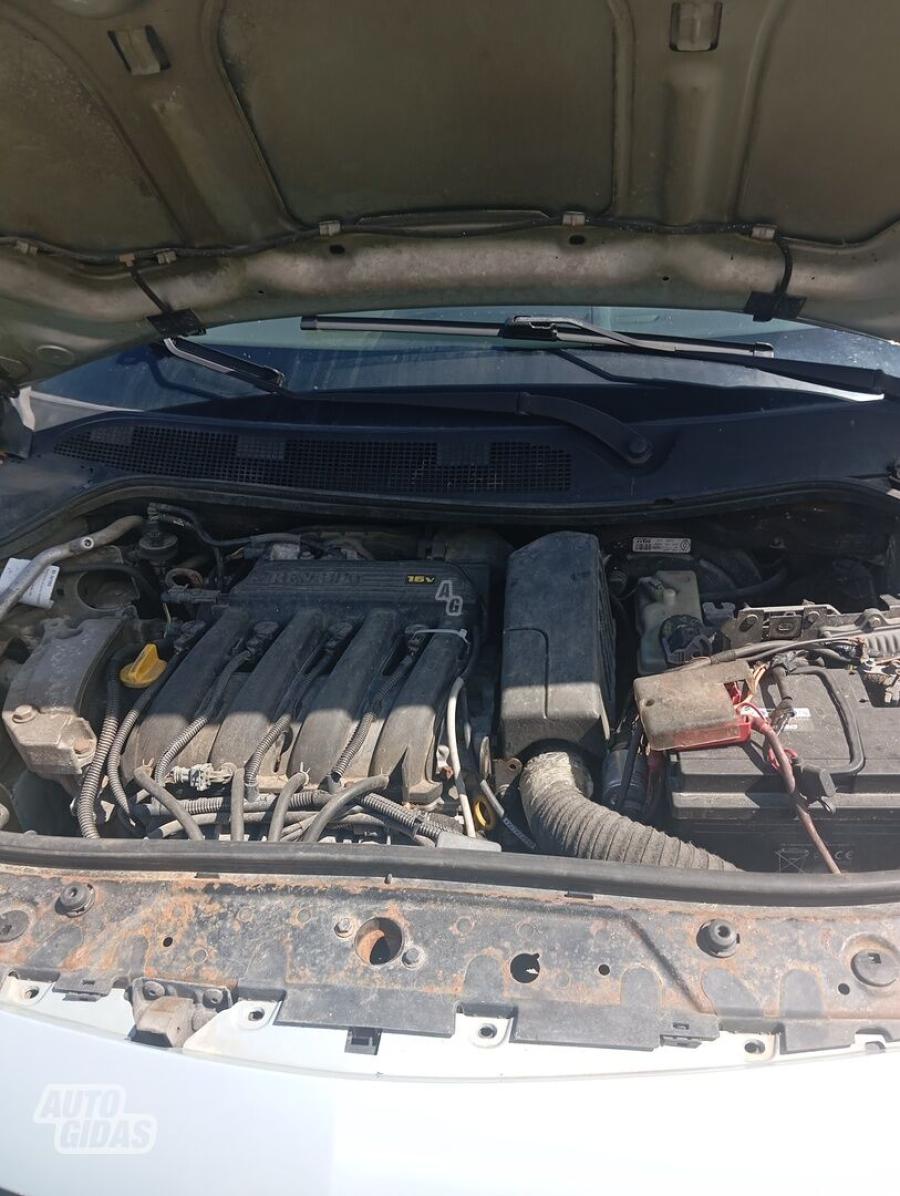 Grey Renault Megane 2004 in Alytus, with an engine capacity of 1.40 L and mileage of 5000 thousand km for 800 €, photo 8 on AUTOMOTO.COM.LV