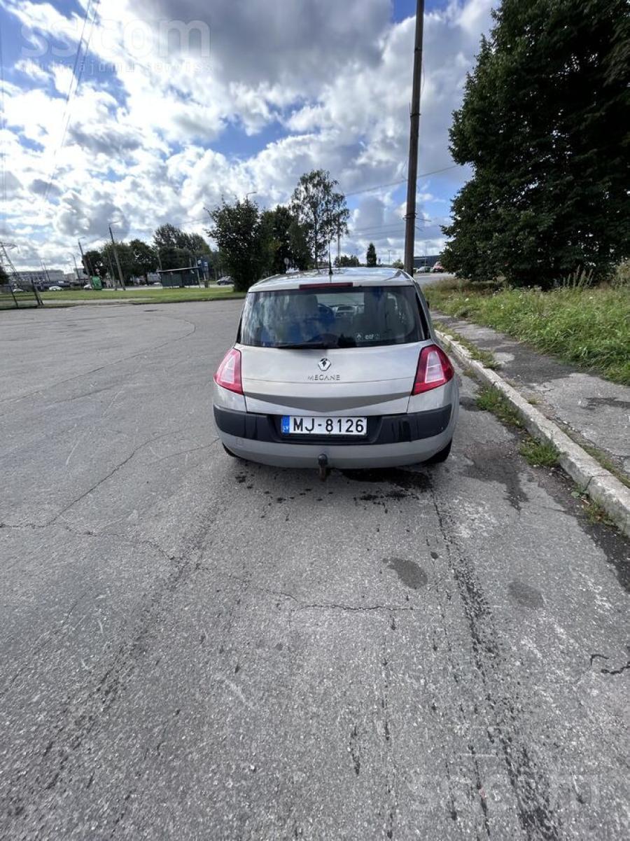 Grey Renault Megane 2004 in Riga, with an engine capacity of 1.40 L and mileage of 0 thousand km for 850 €, photo 5 on AUTOMOTO.COM.LV