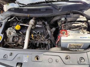 Grey Renault Megane 2005 in Kaunas, with an engine capacity of 1.46 L and mileage of 279 thousand km for 900 €, photo 15 on AUTOMOTO.COM.LV