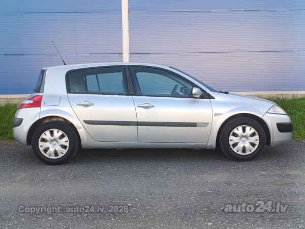 Pelēks Renault Megane 2006 Tartu, ar dzinēja tilpumu 1.40 L un nobraukumu 136 tūkst. km par 990 €, foto 4 vietnē AUTOMOTO.COM.LV