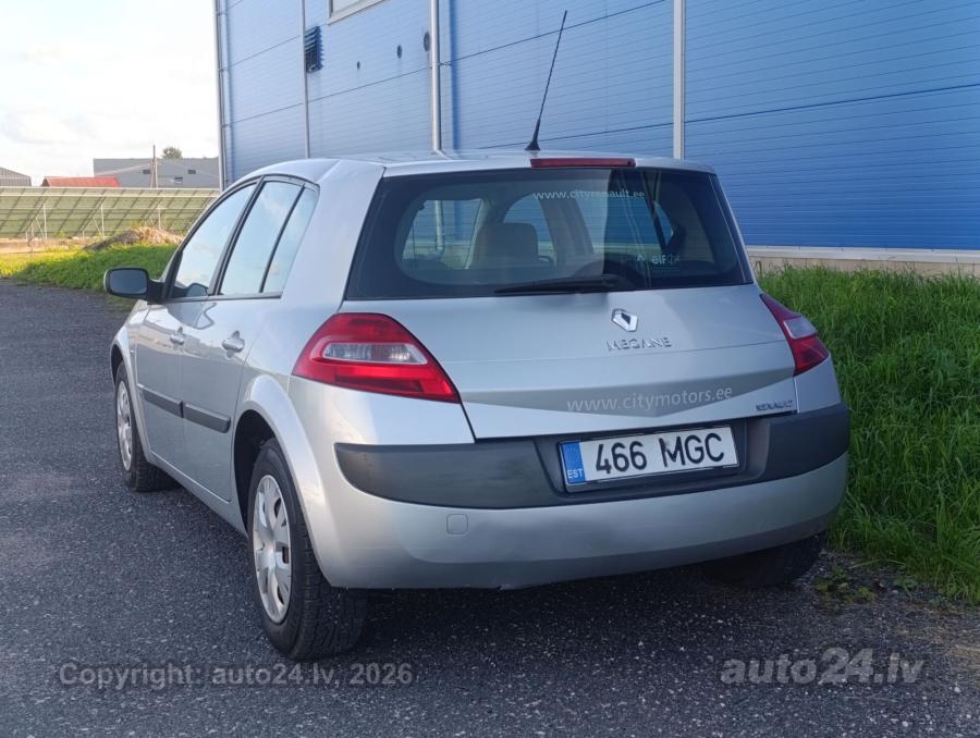 Pelēks Renault Megane 2006 Tartu, ar dzinēja tilpumu 1.40 L un nobraukumu 136 tūkst. km par 990 €, foto 7 vietnē AUTOMOTO.COM.LV