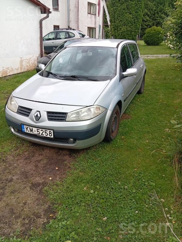Grey Renault Megane 2006 in Riga, with an engine capacity of 1.50 L and mileage of 296 thousand km for 840 €, photo 2 on AUTOMOTO.COM.LV