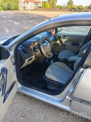 Grey Renault Megane 2006 in Saldus, with an engine capacity of 1.50 L and mileage of 293 thousand km for 400 €, photo 7 on AUTOMOTO.COM.LV