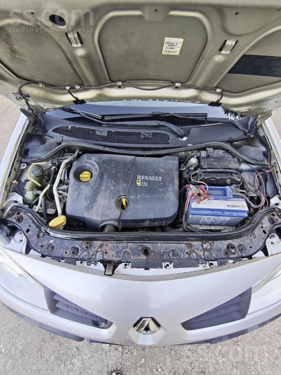 Grey Renault Megane 2006 in Saldus, with an engine capacity of 1.50 L and mileage of 293 thousand km for 400 €, photo 12 on AUTOMOTO.COM.LV