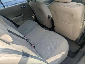 Pelēks Renault Megane 2007 Viļņa, ar dzinēja tilpumu 1.60 L un nobraukumu 278 tūkst. km par 700 €, foto 6 vietnē AUTOMOTO.COM.LV