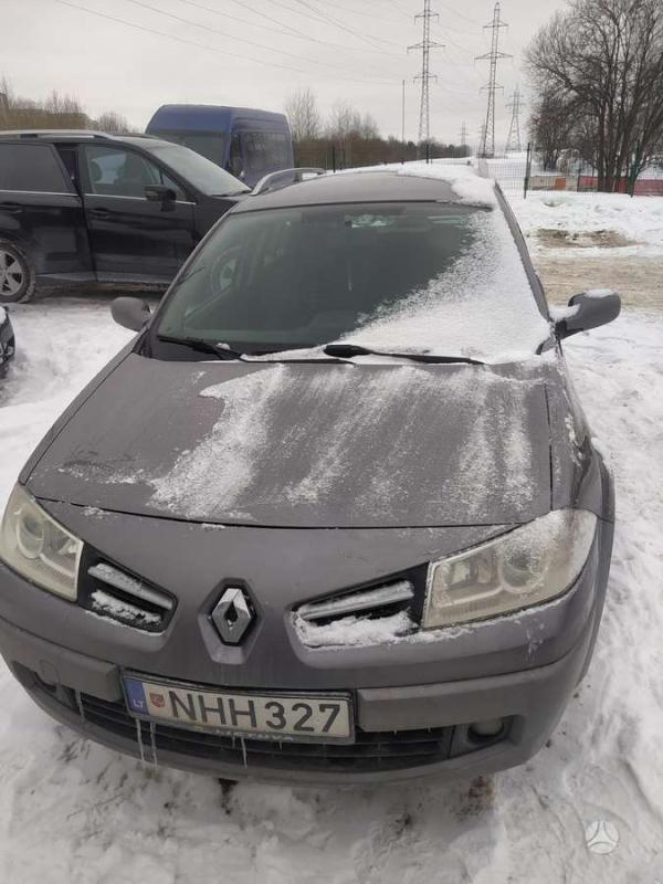 Pelēks Renault Megane 2008 Viļņa, ar dzinēja tilpumu 1.46 L un nobraukumu 300 tūkst. km par 550 €, foto 4 vietnē AUTOMOTO.COM.LV