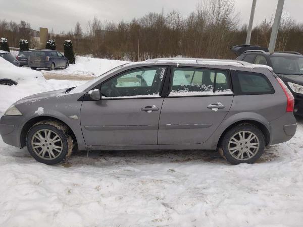 Pelēks Renault Megane 2008 Viļņa, ar dzinēja tilpumu 1.46 L un nobraukumu 300 tūkst. km par 550 €, foto 5 vietnē AUTOMOTO.COM.LV