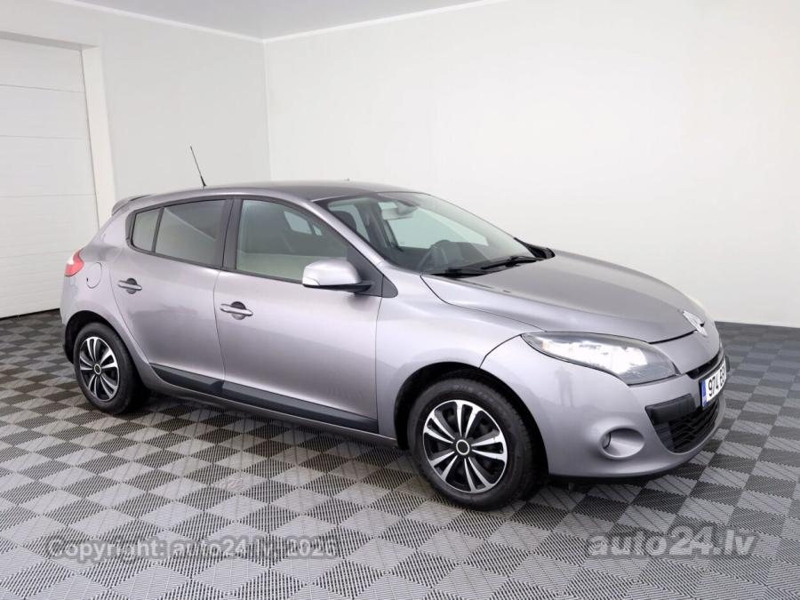 Pelēks Renault Megane 2008 Tallina, ar dzinēja tilpumu 1.60 L un nobraukumu 157 tūkst. km par 1799 €, foto 1 vietnē AUTOMOTO.COM.LV