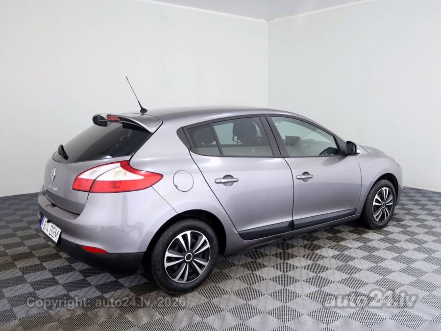 Pelēks Renault Megane 2008 Tallina, ar dzinēja tilpumu 1.60 L un nobraukumu 157 tūkst. km par 1799 €, foto 3 vietnē AUTOMOTO.COM.LV