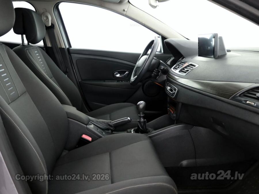 Pelēks Renault Megane 2008 Tallina, ar dzinēja tilpumu 1.60 L un nobraukumu 157 tūkst. km par 1799 €, foto 6 vietnē AUTOMOTO.COM.LV