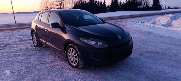 Pelēks Renault Megane 2009 Kauņa, ar dzinēja tilpumu 1.60 L un nobraukumu 189 tūkst. km par 3000 €, foto 3 vietnē AUTOMOTO.COM.LV
