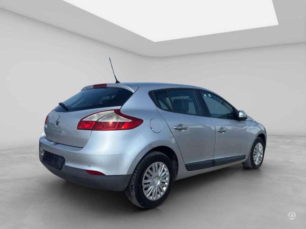 Pelēks Renault Megane 2009 Kauņa, ar dzinēja tilpumu 1.50 L un nobraukumu 199 tūkst. km par 2490 €, foto 6 vietnē AUTOMOTO.COM.LV