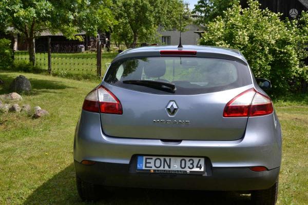 Grey Renault Megane 2009 in Vilnius, with an engine capacity of 1.60 L and mileage of 190 thousand km for 1200 €, photo 5 on AUTOMOTO.COM.LV