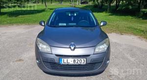 Grey Renault Megane 2009 in Liepaja, with an engine capacity of 2.00 L and mileage of 240 thousand km for 2050 €, photo 4 on AUTOMOTO.COM.LV