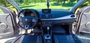 Grey Renault Megane 2009 in Liepaja, with an engine capacity of 2.00 L and mileage of 240 thousand km for 2050 €, photo 8 on AUTOMOTO.COM.LV