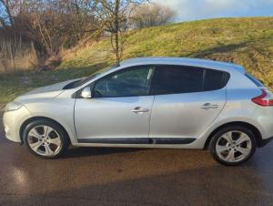 Grey Renault Megane 2010 in Panevezys, with an engine capacity of 1.46 L and mileage of 242 thousand km for 2600 €, photo 2 on AUTOMOTO.COM.LV
