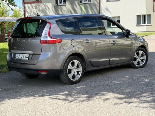 Pelēks Renault Megane 2010 Jelgava, ar dzinēja tilpumu 1.90 L un nobraukumu 375 tūkst. km par 2350 €, foto 4 vietnē AUTOMOTO.COM.LV