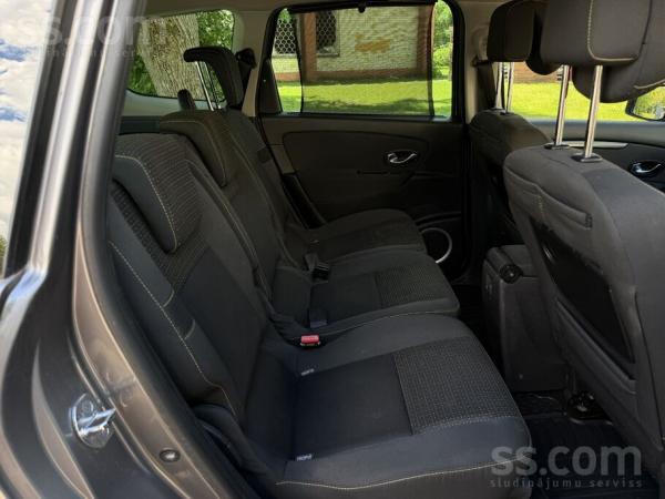 Pelēks Renault Megane 2010 Jelgava, ar dzinēja tilpumu 1.90 L un nobraukumu 375 tūkst. km par 2350 €, foto 8 vietnē AUTOMOTO.COM.LV