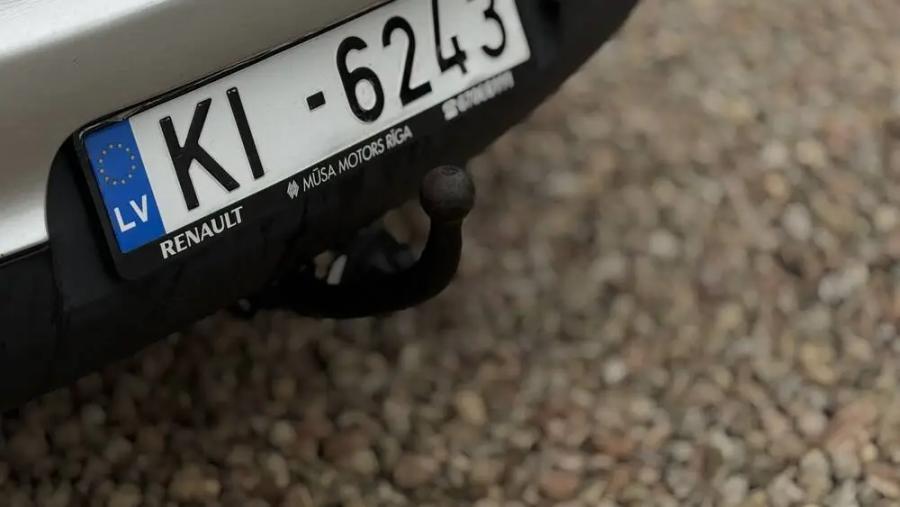 Pelēks Renault Megane 2010 Jelgava, ar dzinēja tilpumu 1.50 L un nobraukumu 303 tūkst. km par 1990 €, foto 22 vietnē AUTOMOTO.COM.LV