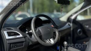 Pelēks Renault Megane 2010 Jelgava, ar dzinēja tilpumu 1.50 L un nobraukumu 303 tūkst. km par 1990 €, foto 6 vietnē AUTOMOTO.COM.LV