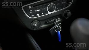 Pelēks Renault Megane 2010 Jelgava, ar dzinēja tilpumu 1.50 L un nobraukumu 303 tūkst. km par 1990 €, foto 14 vietnē AUTOMOTO.COM.LV