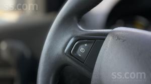 Pelēks Renault Megane 2010 Jelgava, ar dzinēja tilpumu 1.50 L un nobraukumu 303 tūkst. km par 1990 €, foto 16 vietnē AUTOMOTO.COM.LV