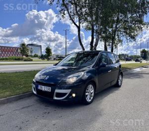 Grey Renault Megane 2010 in Riga, with an engine capacity of 2.00 L and mileage of 265 thousand km for 3350 €, photo  on AUTOMOTO.COM.LV
