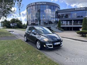 Grey Renault Megane 2010 in Riga, with an engine capacity of 2.00 L and mileage of 265 thousand km for 3350 €, photo 3 on AUTOMOTO.COM.LV
