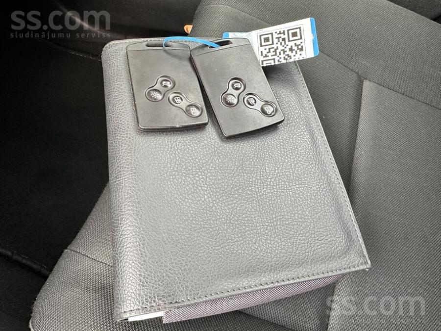 Серый Рено Меган 2010 в Рига, объемом двигателя 1.60 л и пробегом 211 тыс. км за 3290 €, фото 29 на AUTOMOTO.COM.LV