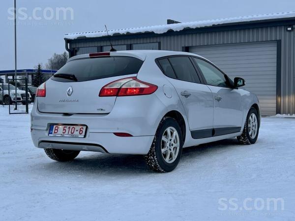 Grey Renault Megane 2011 in Cesis, with an engine capacity of 1.50 L and mileage of 273 thousand km for 3500 €, photo 2 on AUTOMOTO.COM.LV