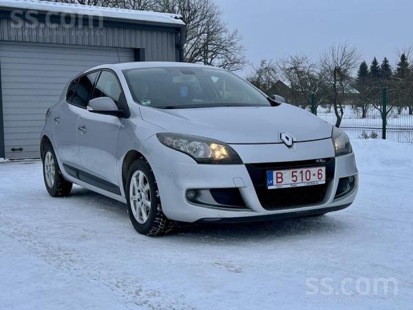 Grey Renault Megane 2011 in Cesis, with an engine capacity of 1.50 L and mileage of 273 thousand km for 3500 €, photo 3 on AUTOMOTO.COM.LV