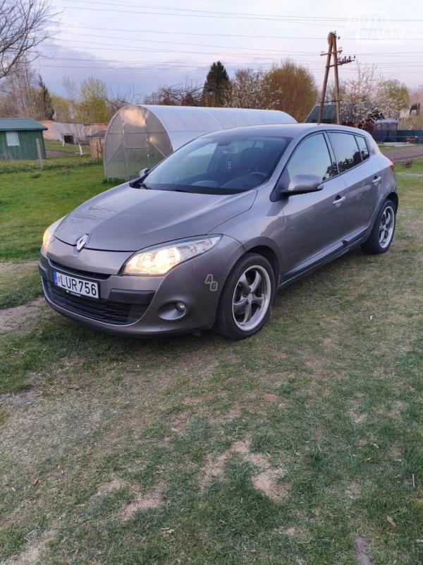 Grey Renault Megane 2011 in Silute, with an engine capacity of 1.50 L and mileage of 230 thousand km for 4500 €, photo 1 on AUTOMOTO.COM.LV