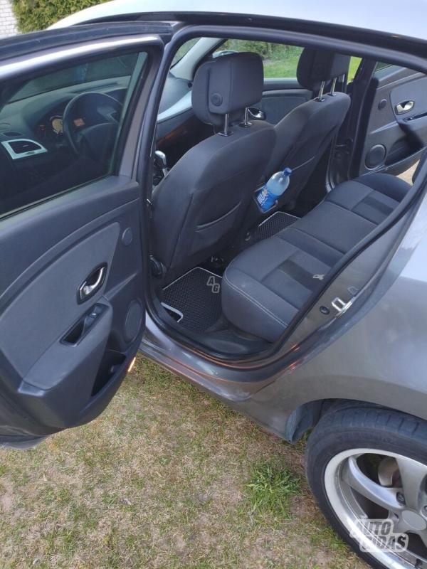 Grey Renault Megane 2011 in Silute, with an engine capacity of 1.50 L and mileage of 230 thousand km for 4500 €, photo 10 on AUTOMOTO.COM.LV