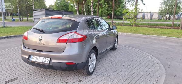 Pelēks Renault Megane 2011 Viļņa, ar dzinēja tilpumu 1.50 L un nobraukumu 212 tūkst. km par 2500 €, foto 7 vietnē AUTOMOTO.COM.LV