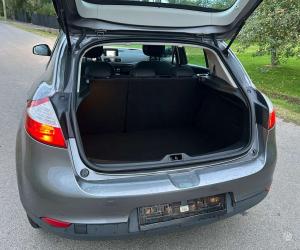 Pelēks Renault Megane 2011 Pakruojis, ar dzinēja tilpumu 1.46 L un nobraukumu 59 tūkst. km par 3650 €, foto 10 vietnē AUTOMOTO.COM.LV