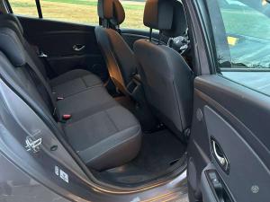 Pelēks Renault Megane 2011 Pakruojis, ar dzinēja tilpumu 1.46 L un nobraukumu 59 tūkst. km par 3650 €, foto 17 vietnē AUTOMOTO.COM.LV