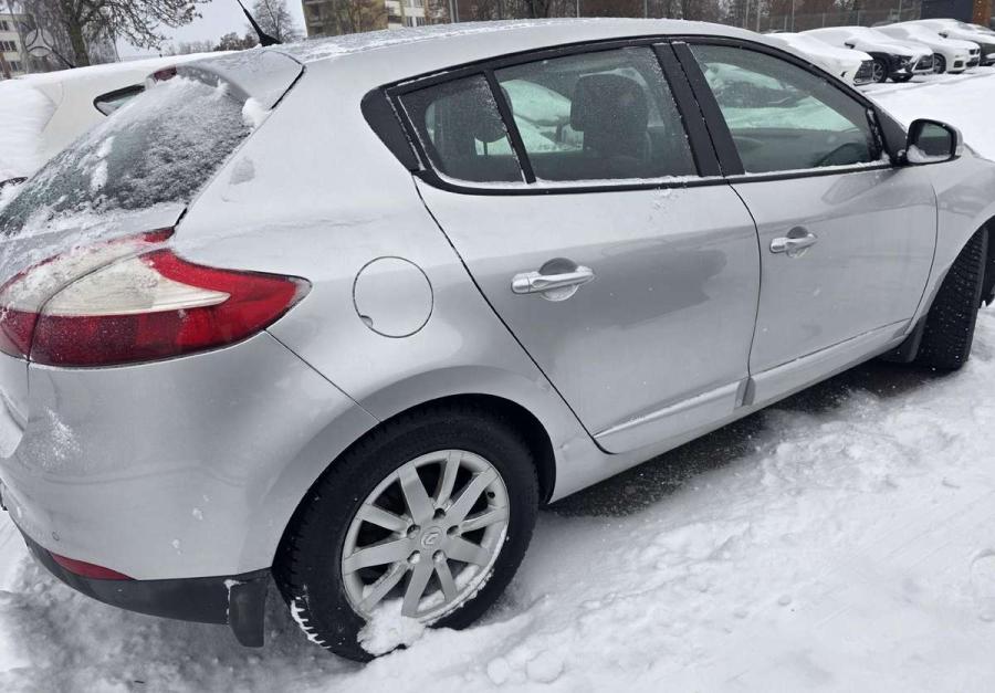 Pelēks Renault Megane 2012 Marijampole, ar dzinēja tilpumu 1.46 L un nobraukumu 263 tūkst. km par 2950 €, foto 3 vietnē AUTOMOTO.COM.LV