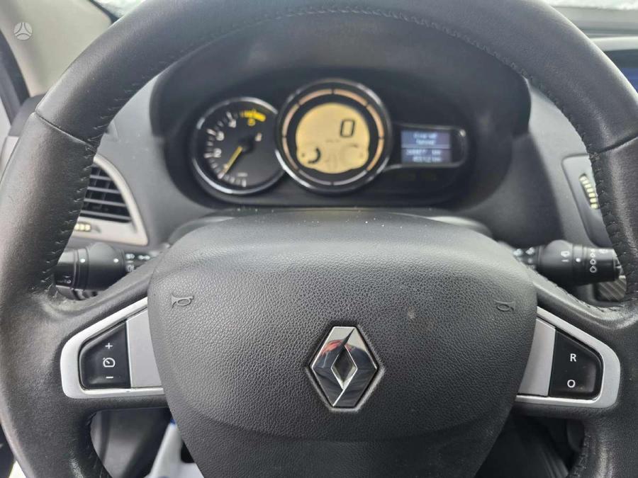Pelēks Renault Megane 2012 Marijampole, ar dzinēja tilpumu 1.46 L un nobraukumu 263 tūkst. km par 2950 €, foto 10 vietnē AUTOMOTO.COM.LV