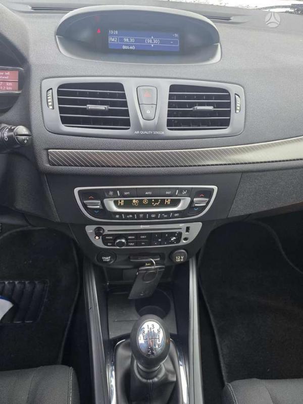 Grey Renault Megane 2012 in Marijampole, with an engine capacity of 1.46 L and mileage of 263 thousand km for 2950 €, photo 11 on AUTOMOTO.COM.LV