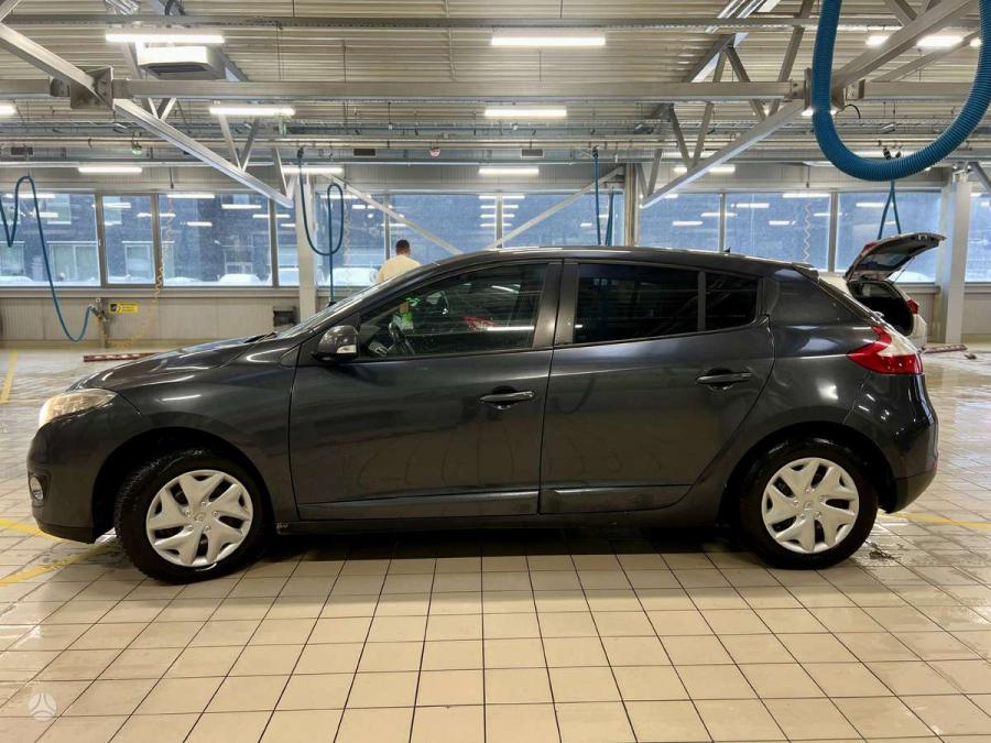 Pelēks Renault Megane 2012 Viļņa, ar dzinēja tilpumu 1.60 L un nobraukumu 279 tūkst. km par 2190 €, foto 3 vietnē AUTOMOTO.COM.LV