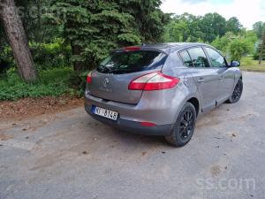 Grey Renault Megane 2012 in Riga, with an engine capacity of 1.50 L and mileage of 213 thousand km for 2700 €, photo 7 on AUTOMOTO.COM.LV