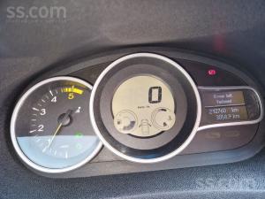 Grey Renault Megane 2012 in Riga, with an engine capacity of 1.50 L and mileage of 213 thousand km for 2700 €, photo 10 on AUTOMOTO.COM.LV