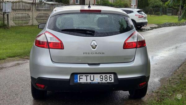 Grey Renault Megane 2012 in Vilnius, with an engine capacity of 1.46 L and mileage of 156 thousand km for 3100 €, photo 2 on AUTOMOTO.COM.LV