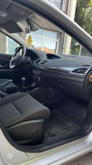 Grey Renault Megane 2012 in Silute, with an engine capacity of 1.46 L and mileage of 243 thousand km for 2999 €, photo 14 on AUTOMOTO.COM.LV