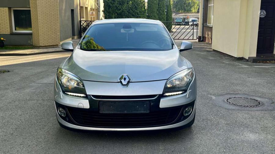 Pelēks Renault Megane 2012 Šilutė, ar dzinēja tilpumu 1.46 L un nobraukumu 243 tūkst. km par 2999 €, foto 4 vietnē AUTOMOTO.COM.LV