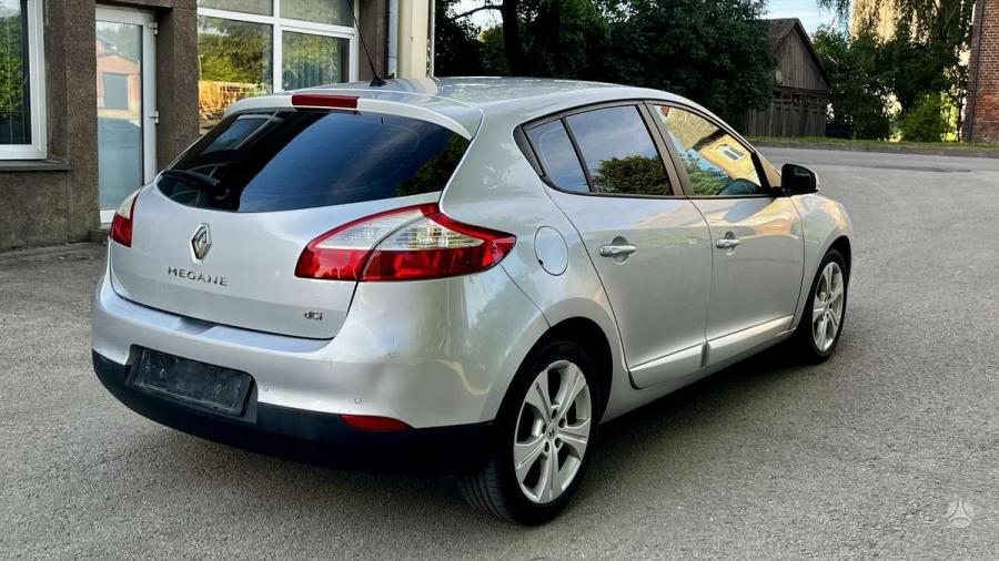 Pelēks Renault Megane 2012 Šilutė, ar dzinēja tilpumu 1.46 L un nobraukumu 243 tūkst. km par 2999 €, foto 6 vietnē AUTOMOTO.COM.LV